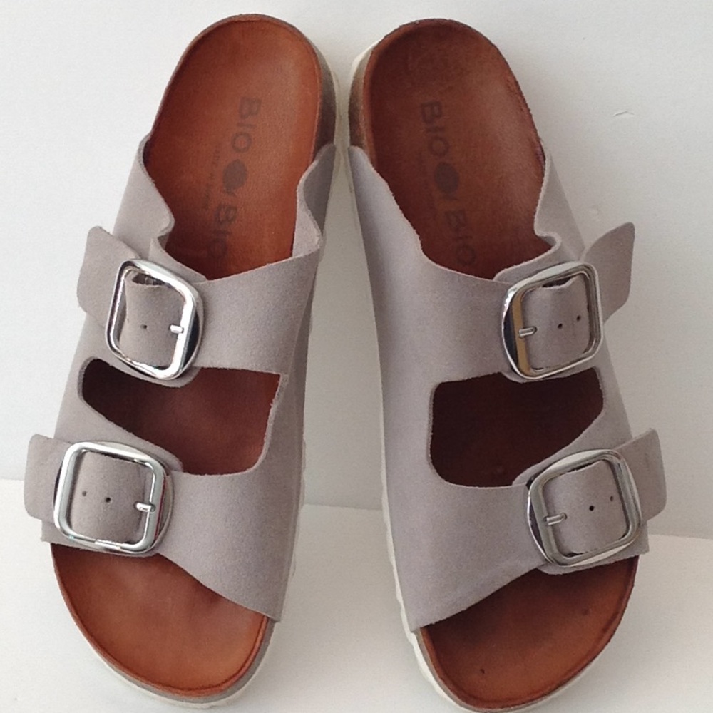 'Bio Bio' Grey Sandals - Gem